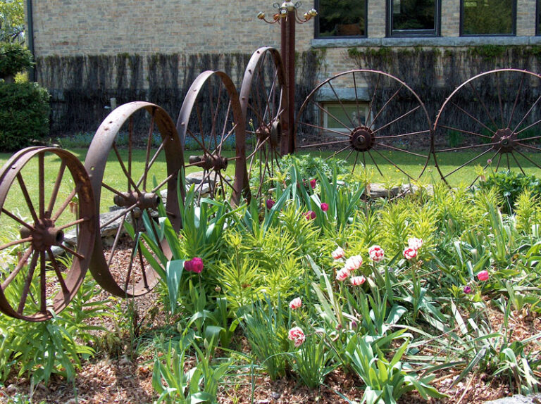 Wagon wheels … on a roll in gardens – by Diane Morey Sitton - Neil ...